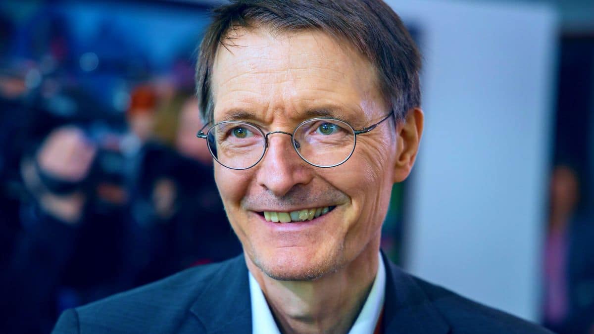 COVID Pandemic Over in Germany—Health Minister Admits School Closures ...