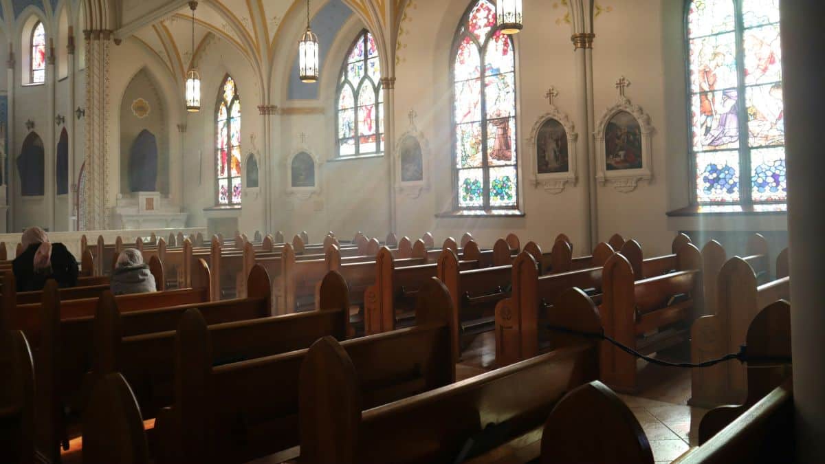 Security Guard Kills Gunman At Michigan Church Service